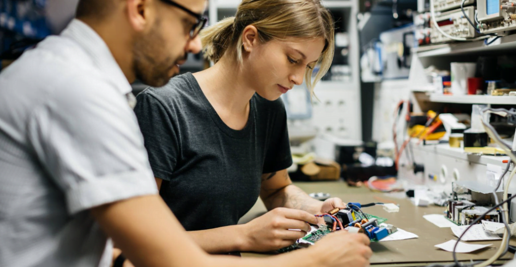 The 10 Best Hands-on Engineering Schools 2024 - College US