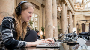 Top 10 Best Journalism Schools In The World 2023 - College US