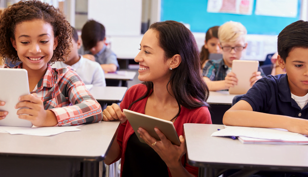 Training For Paraprofessionals: Improving Outcomes For Students ...